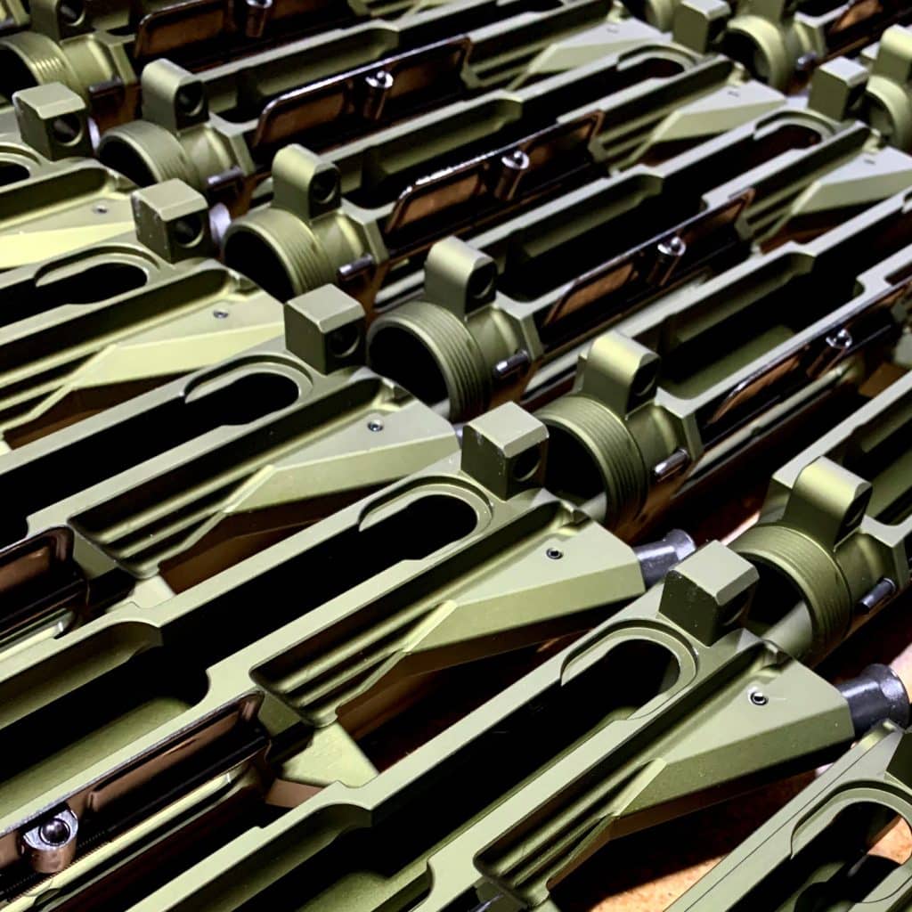 AR-15 Direct Impingement vs Piston Gas Systems: What’s the Difference ...